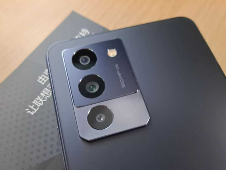 Lenovo Legion Y70