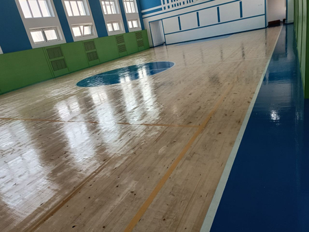 Shlifovka pol parket