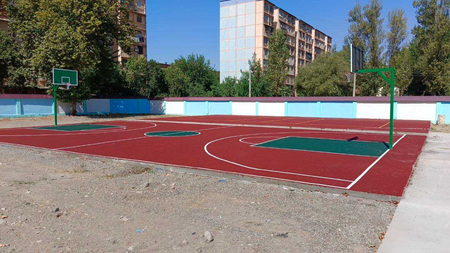 Бесшовное резиновое покрытие с пигментом