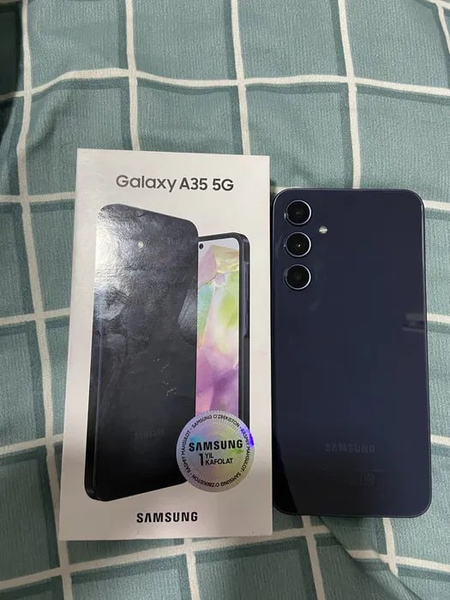 Samsung a35 5g 200$