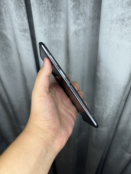 Samsung Galaxy Z flip ideal qurt 8/256gb