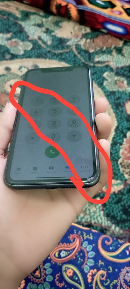 Iphone 11 yaxshi holatda sotiladi