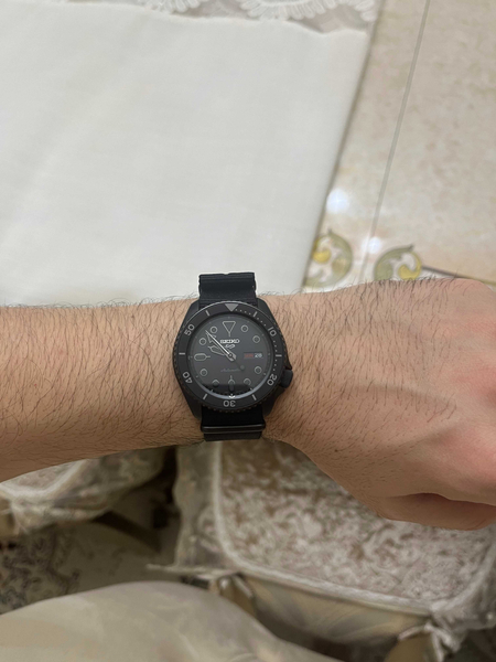 Часы Seiko 5 Sports Watch SRPD79K1 Почти новый Купил из Англии