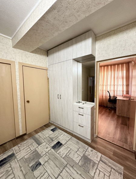Сдается квартира в центре. 4/4/4 Ц5, Алайский, Минор, Gentlemens pub