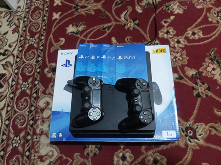 Ps4slim 1Tb HDR .