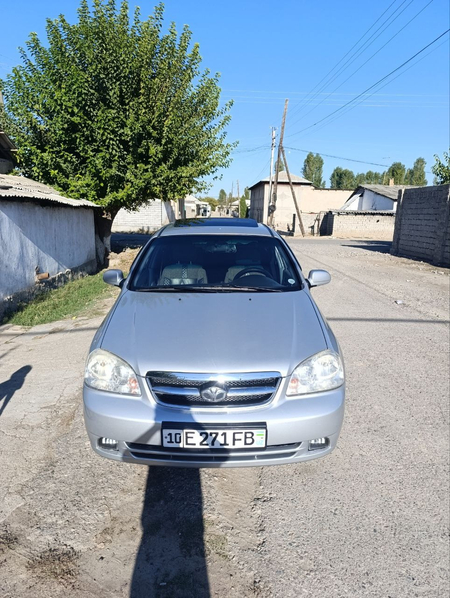Срочно продаётся Lacetti 2005 года механикаме