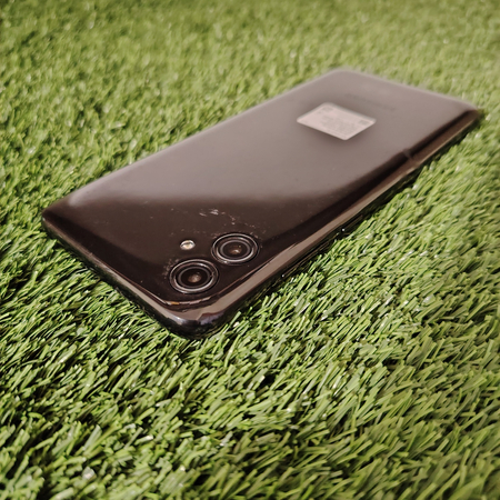 Samsung A03CORE sotiladi