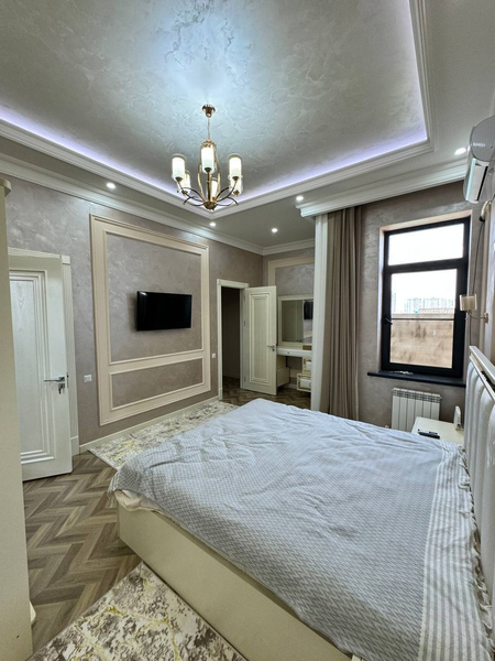 Циолковский 8 xona obshiy 4500 y.e
1 letniy kuxniya