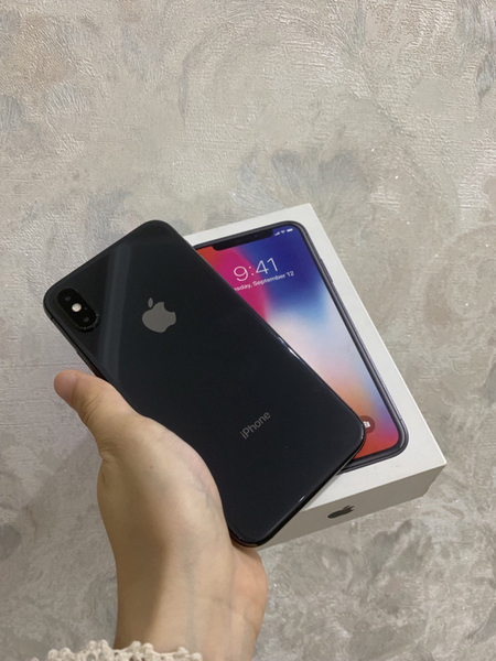 iPhone x   64gb