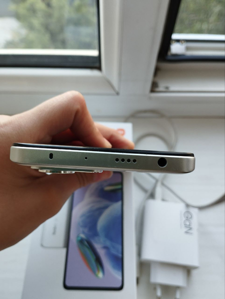 Срочно продам Redmi note 12 Pro+ 5G