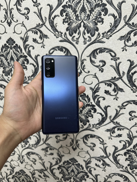 Samsung S20 Fe ideal sotiladi