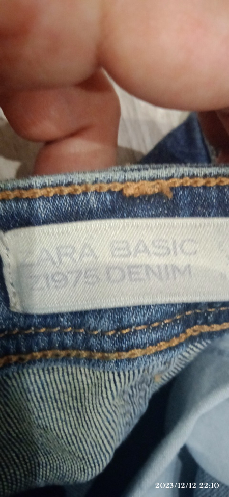 Джинсы женские Levi's Garage Zara