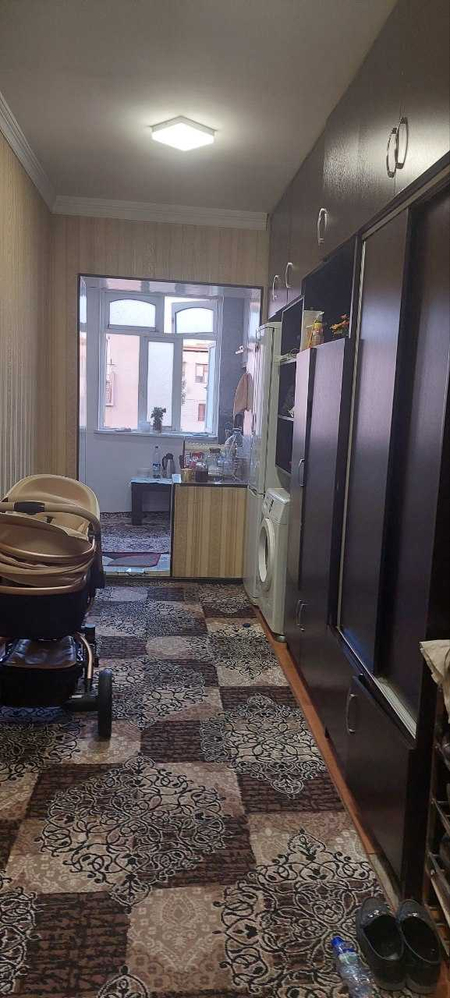 谷 125240 谷 Algaritm 31 kvartalda kvartira sotiladi 3/4/4 70 м²