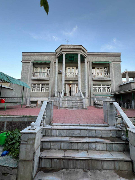 Продается участок с домом в доль дороги буюк ипак йюли 9.3 сотки