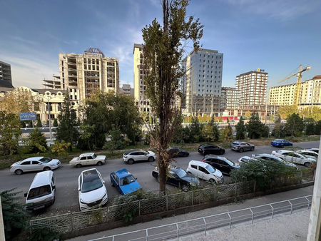 Габус Продается 4 комнатная коробка Алайский рынок ТЦ Супер Центр