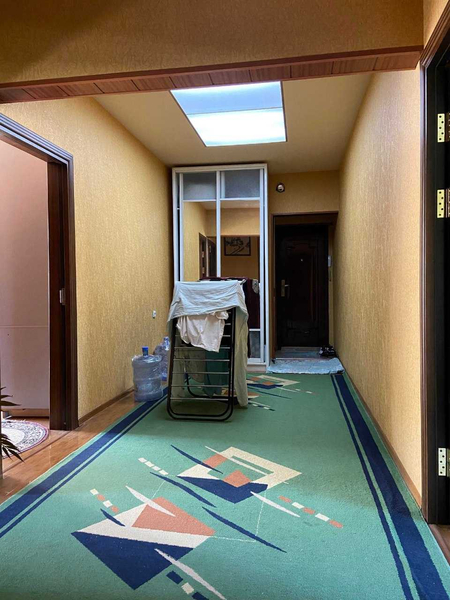 (К116684) Продается 4-х комнатная квартира в Алмазарском районе.