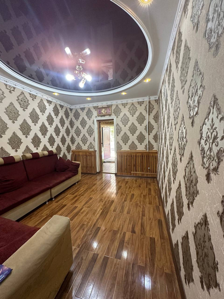 Продается квартира Юнусабад 14кв 4/1/5