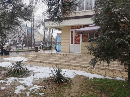АКМ130019
 Сдается 2х комнатное помещение в Алмазарском районе.