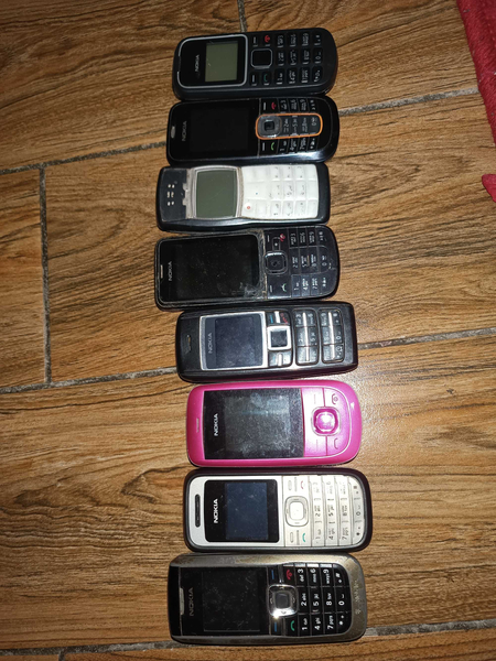 Телефон Nokia.  Perfectum va Uz Mobile.