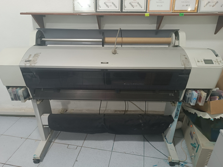 EPSON9800 sotiladi