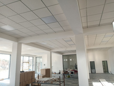 Gipsli ARMSTRONG potoloklarini ishlab chiqaramiz