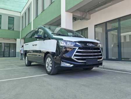 JAC M4 rifaen damazdan ancha qulay