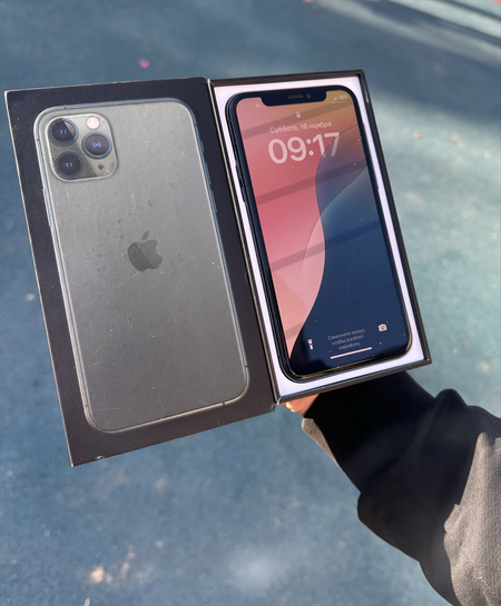 Iphone 11 pro sotiladi 64tali xolat yaxsh feys ishlamid toglasa bolad
