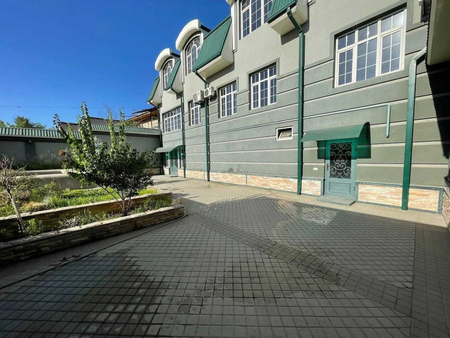Новый дом, Учкахрамон, 7 соток, бассейн, сауна, летняя кухня