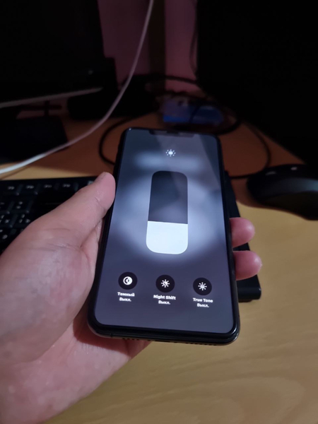iPhone Xs Max зор тел