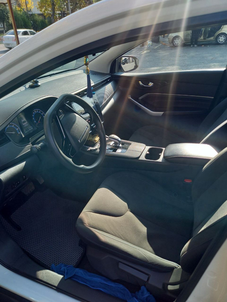 Nissan venucia 16000$
