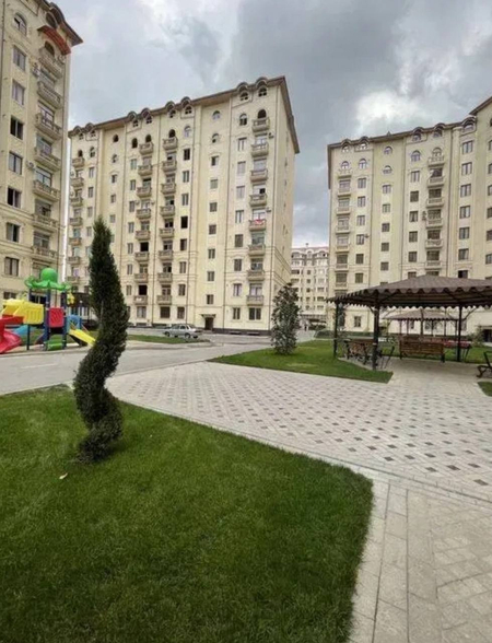 Продается 4/7/10 на ЖК Poytaht Gavhari