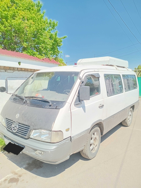 Daewoo Istana 13 мест
