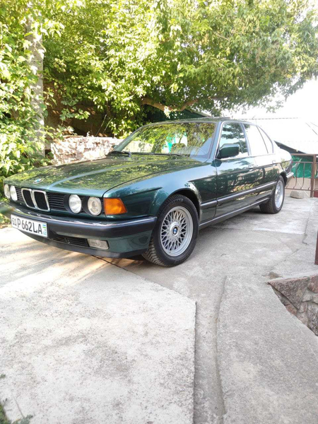 BMW 735 E32 Автомат