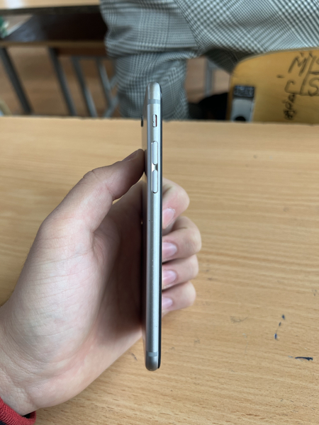 Iphone 6      64 gb