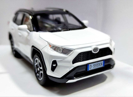Машинка игрушка Toyota металлическая модель, доставка
