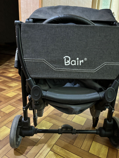 Продам прогулочную коляску Bair