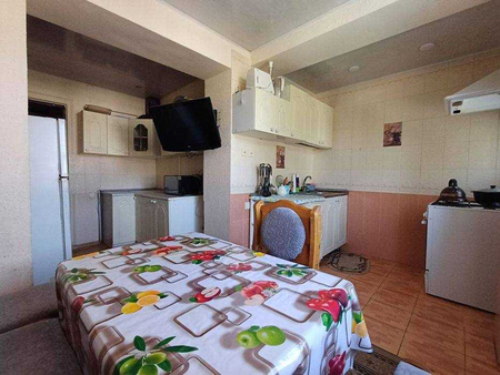 Продается хорошая квартира! Ц14 ГАНГА  4/3/4, кирпич, 90 м2