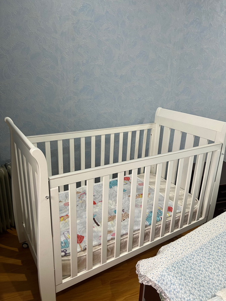 Продается новая детская кровать Chicco