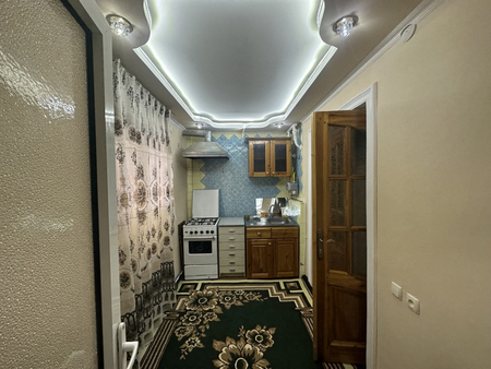 Продается квартира 90 м в районе 8 Марта под бизнес