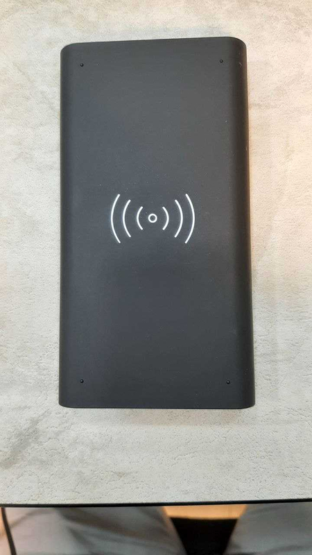 power bank 10000 mah. simsiz zaryadlash