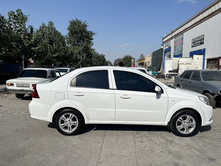 Nexia 3 r4 ravon km 57000 tozza