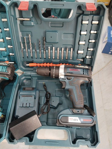 Шуруповёрт bosch и dewalt