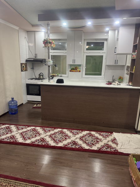 Food city oldidan 2 km uchaska kvartiraga beriladi