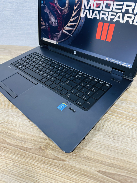HP Core i7-8 Ядерный, Большой экран, Мощная видеокарта, Идеал состояни