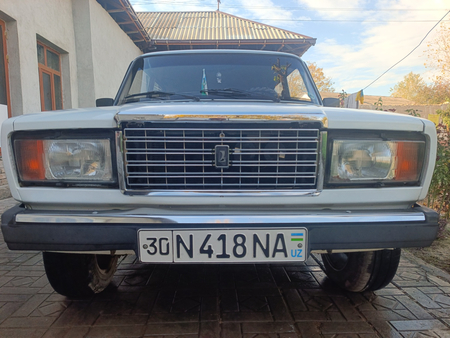 Lada 2107 narxini kelishamiz