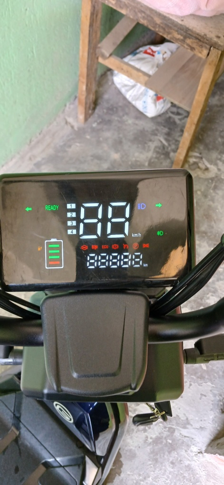 Electra skuter sotiladi xolati yangidek