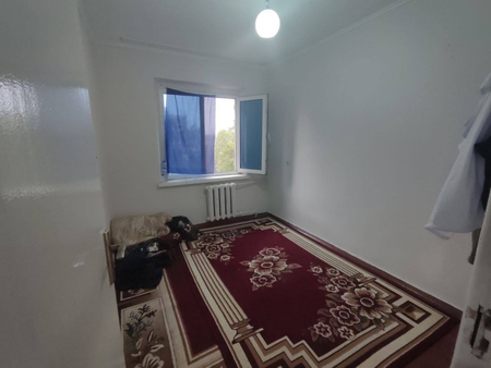 Чиланзар 23  2в3/5/5  Продаю