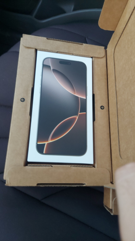iPhone 16 Pro Max 256GB Desert Titanium LLA