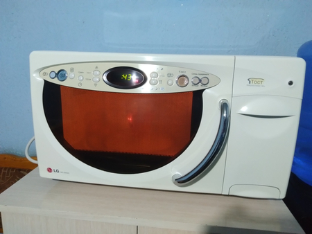 Микроволновка Тостер