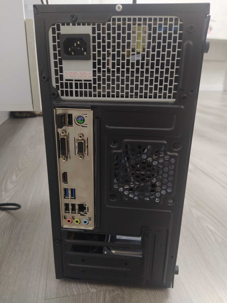Компьютер  аналог i3 7100, 8gb ddr4, SSD, RGB Case